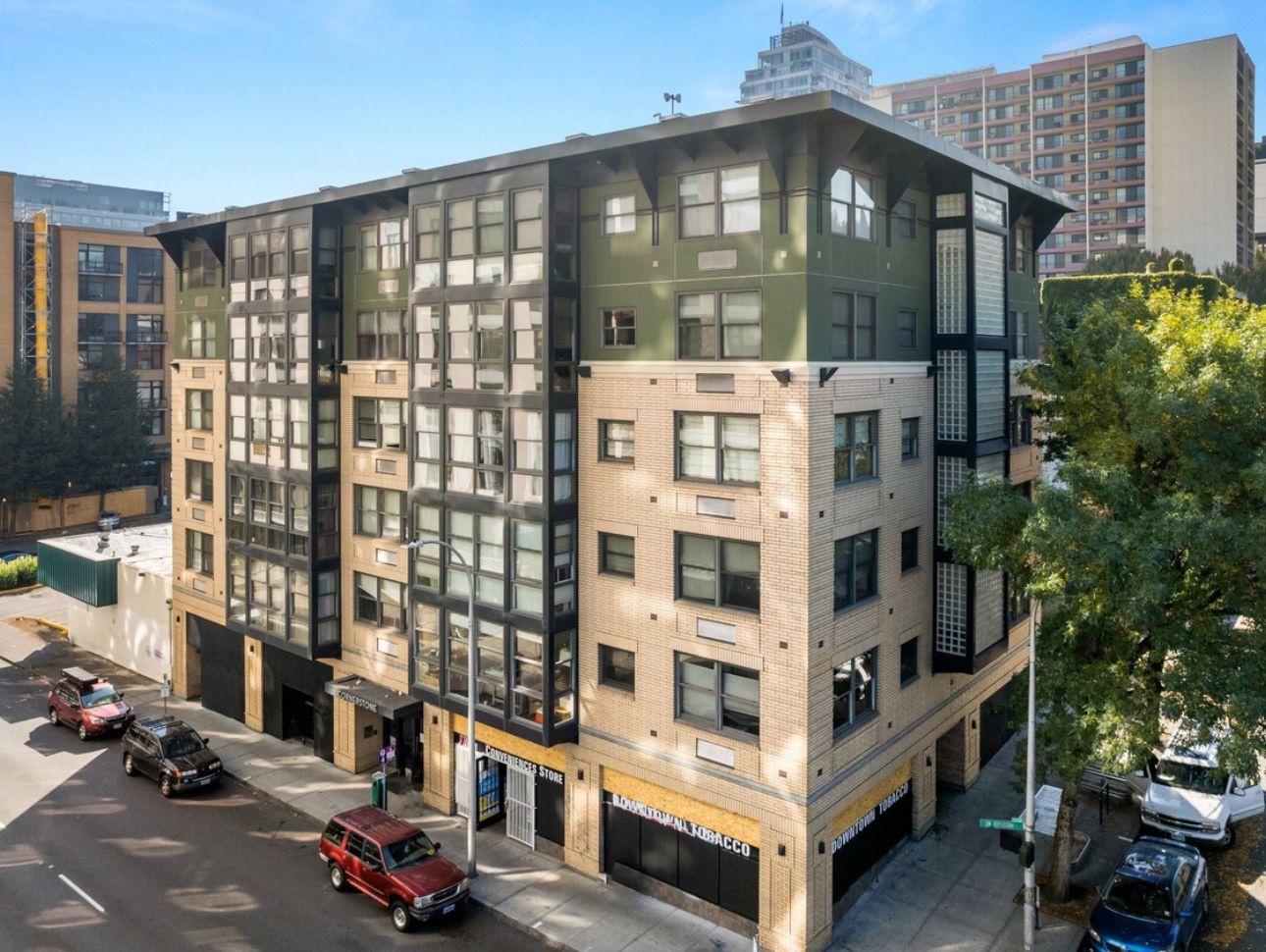 1134 SW Jefferson St #508, Portland - Janikka Byman